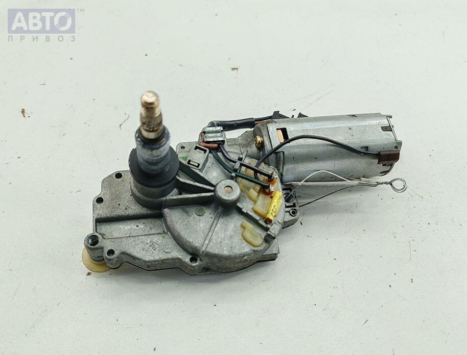 Двигатель стеклоочистителя заднего (моторчик дворников) Volkswagen Sharan (1995-2000)