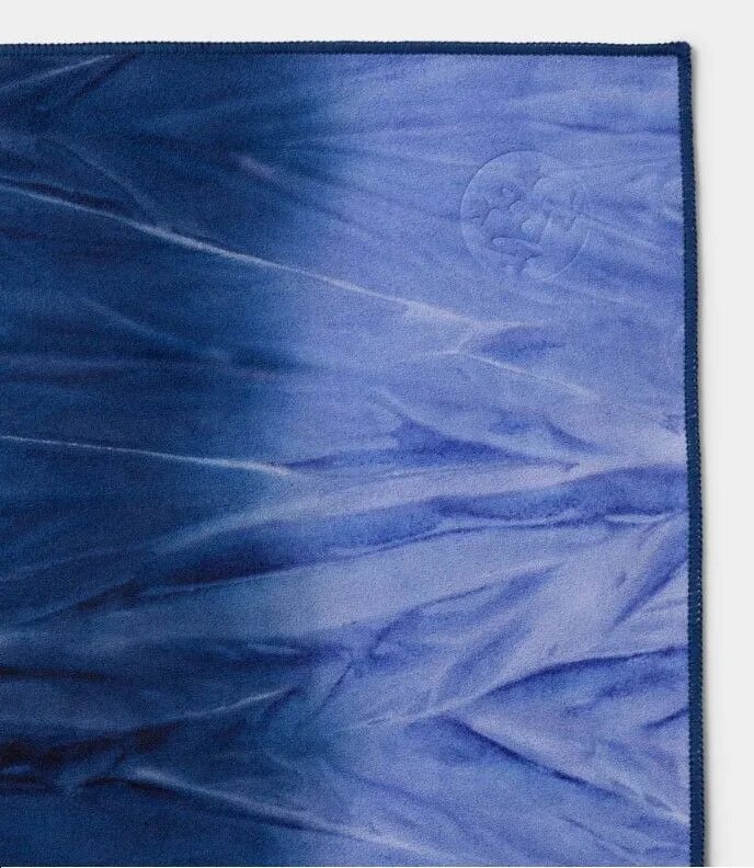 Полотенце спортивное Manduka для йоги и зала, из микрофибры, светло-синее, 67x40 см — фото 1