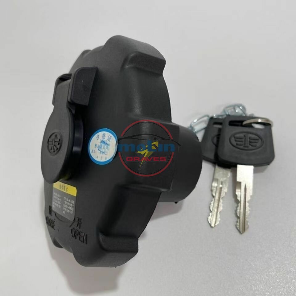 Горловина топливного бака, арт. Крышка бака топливного (бензобака) FAW с ключами, 1 шт.