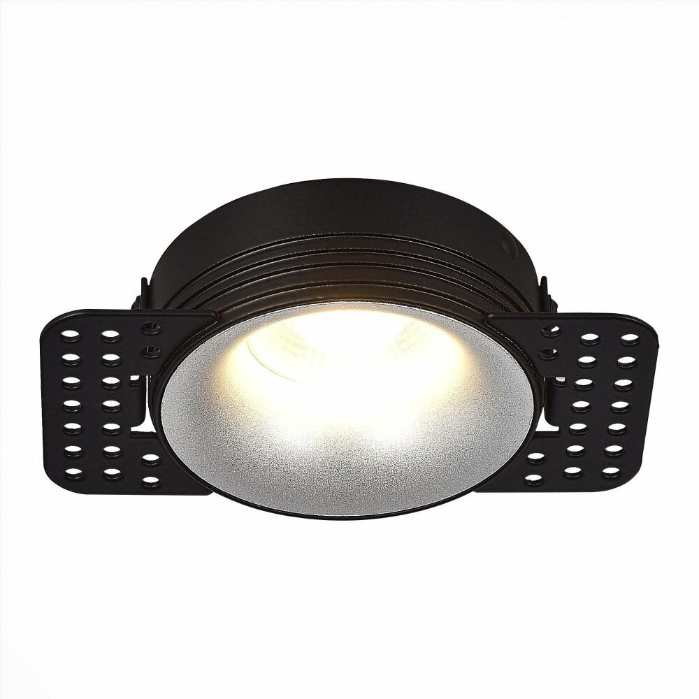 ST218.418.01 ST-Luce Св-к встр. Черный GU10 1*50W IP20 D78xH30 165-265V Без ламп.