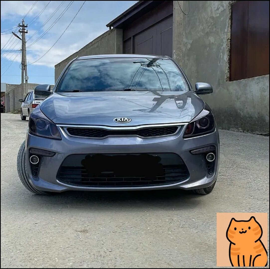Фотохромная защитная полиуретановая плёнка для фар 30х100 см с автозатемнением — графитово-прозрачная бронеплёнка