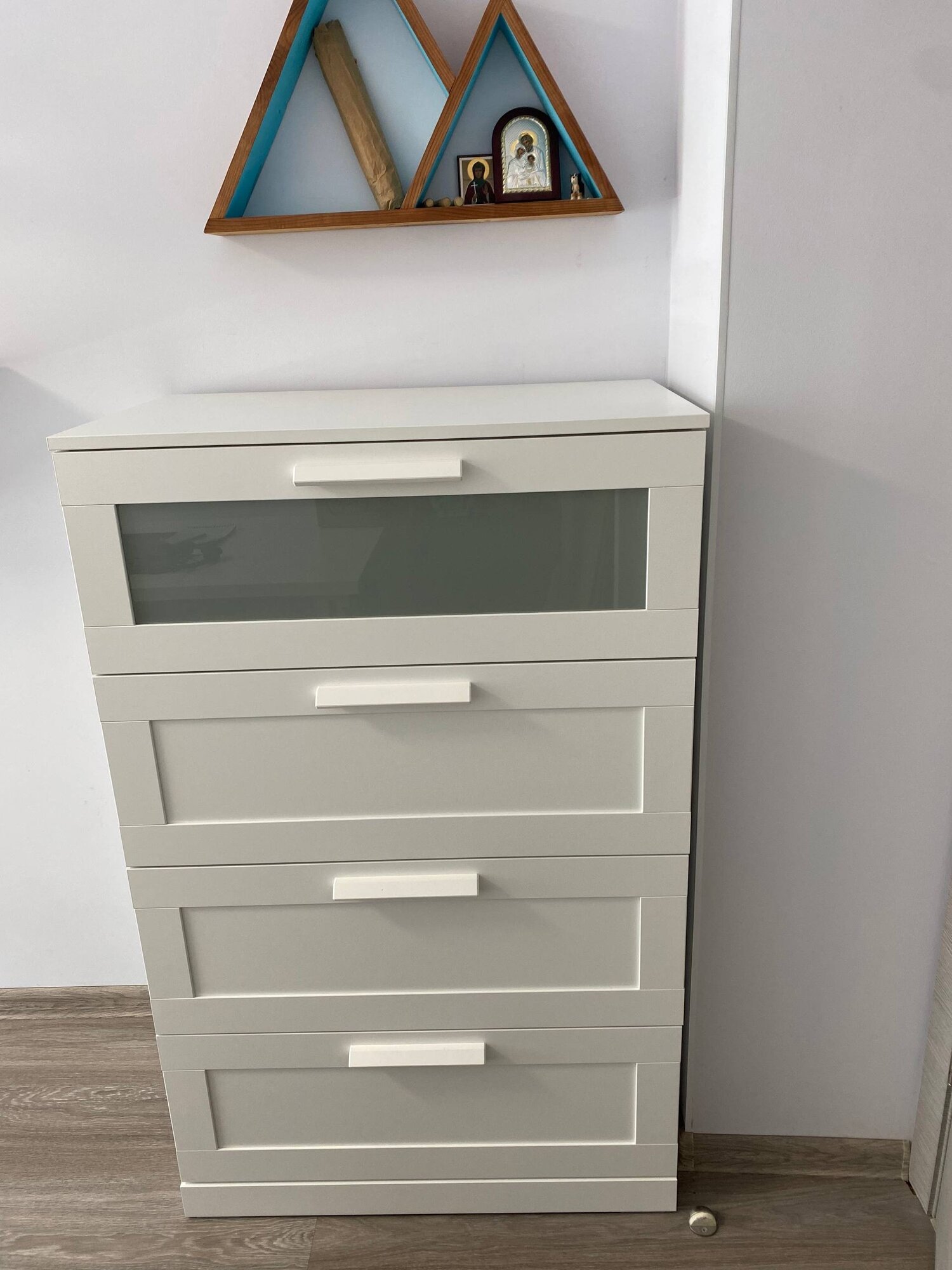 Комод икеа для одежды с 4 ящиками, белый / матовое стекло, 78x46х124 см. IKEA BRIMNES