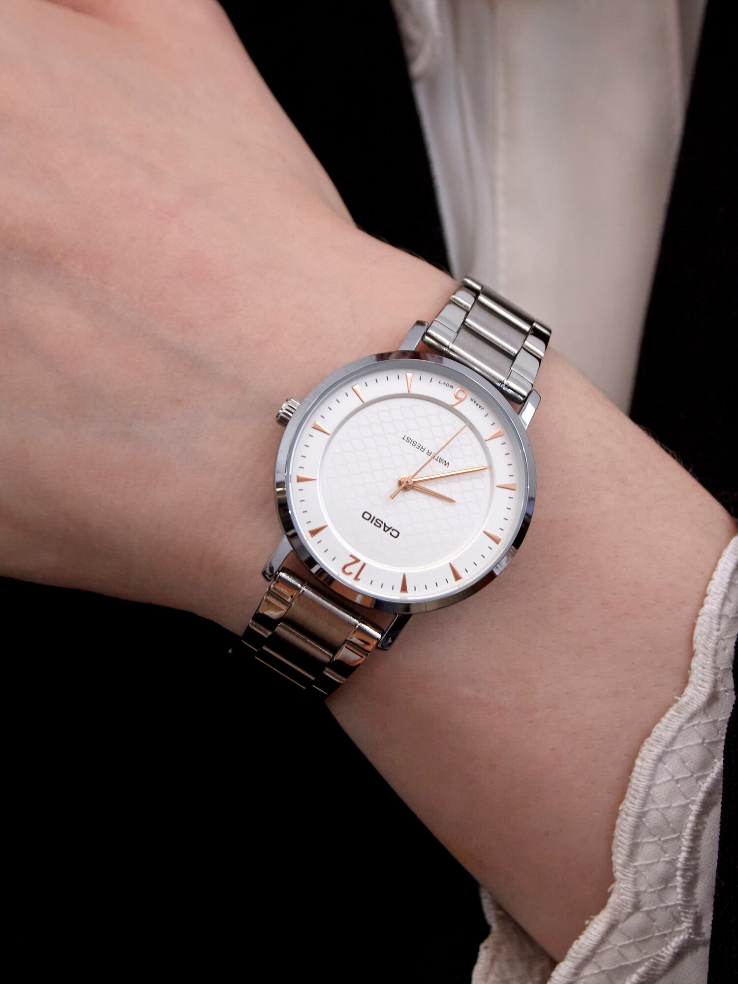 Наручные часы CASIO Классика, хром — фото 1