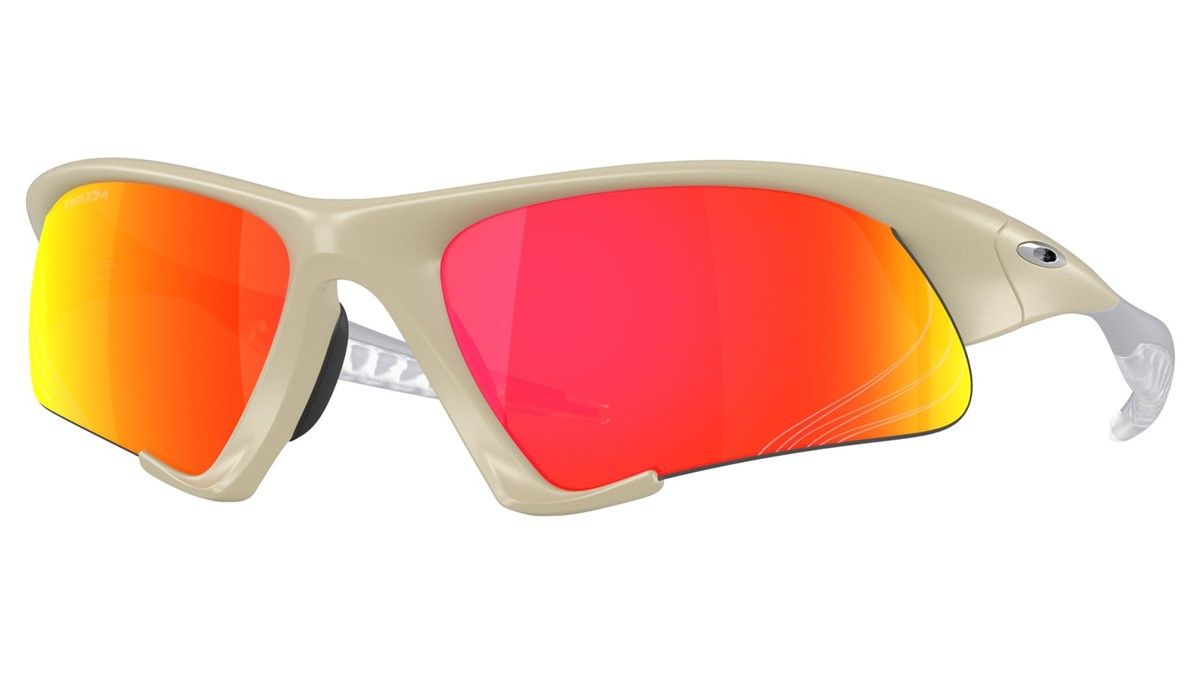 Солнцезащитные очки Oakley