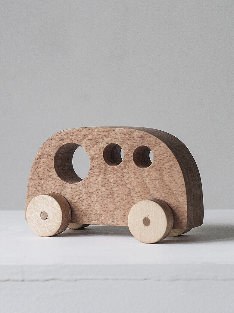 Игрушка Hill & Mill Автомобиль, дерево, для детей 1-7 лет, коричневая