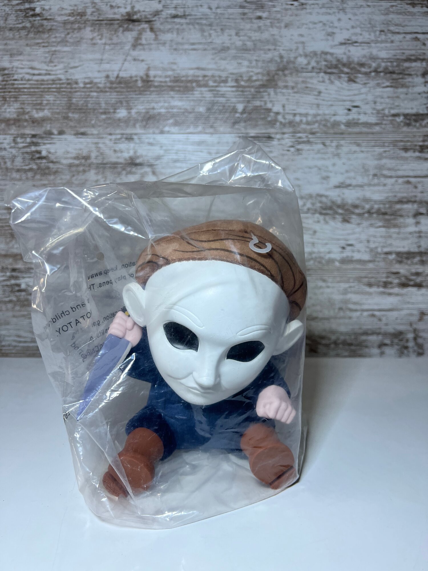 Фигурка плюшка Майкл Майерс, Michael Myers, 18 см от Kidrobot