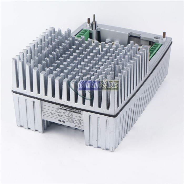 Модуль LENZE E82MV302-4B001 Frequency converter 3.0KW