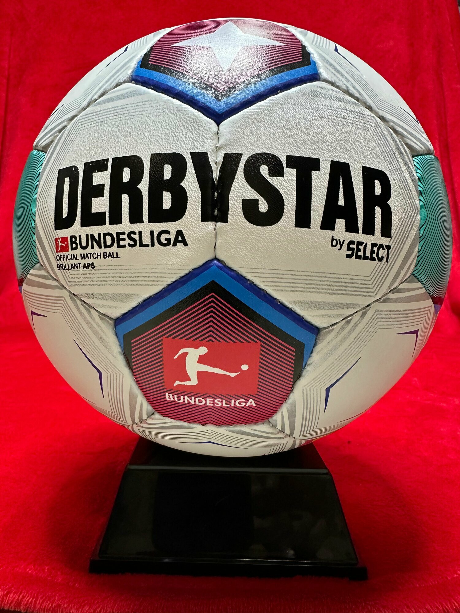 Мяч футбольный SELECT DERBYSTAR "BUNDESLIGA", размер 5, универсальный, 420 г