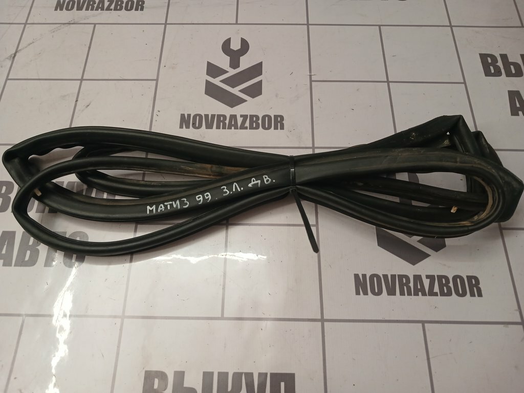 Уплотнитель двери Daewoo Matiz M100/M150 98-15