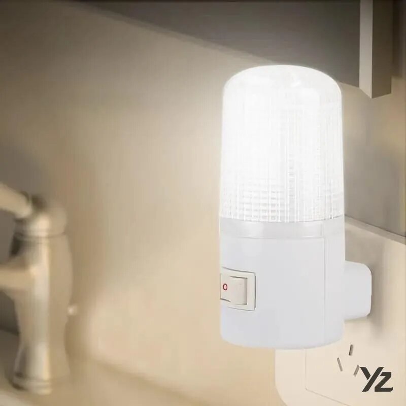 Светодиодный ночник 4 LED, с выключателем для рассеянного мягкого освещения в розетку/ 220В 7.7*5.8*3см пластик
