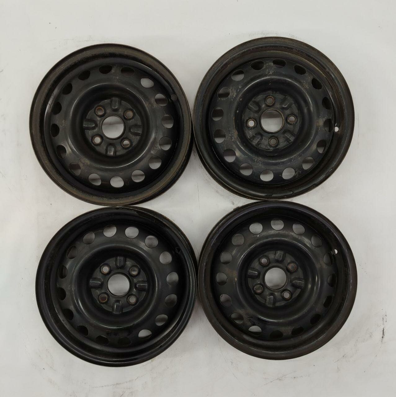 Комплект (4 шт) колесных дисков Штампованные 15x5 PCD 4x100 D54.1 ET40 (Реплика)