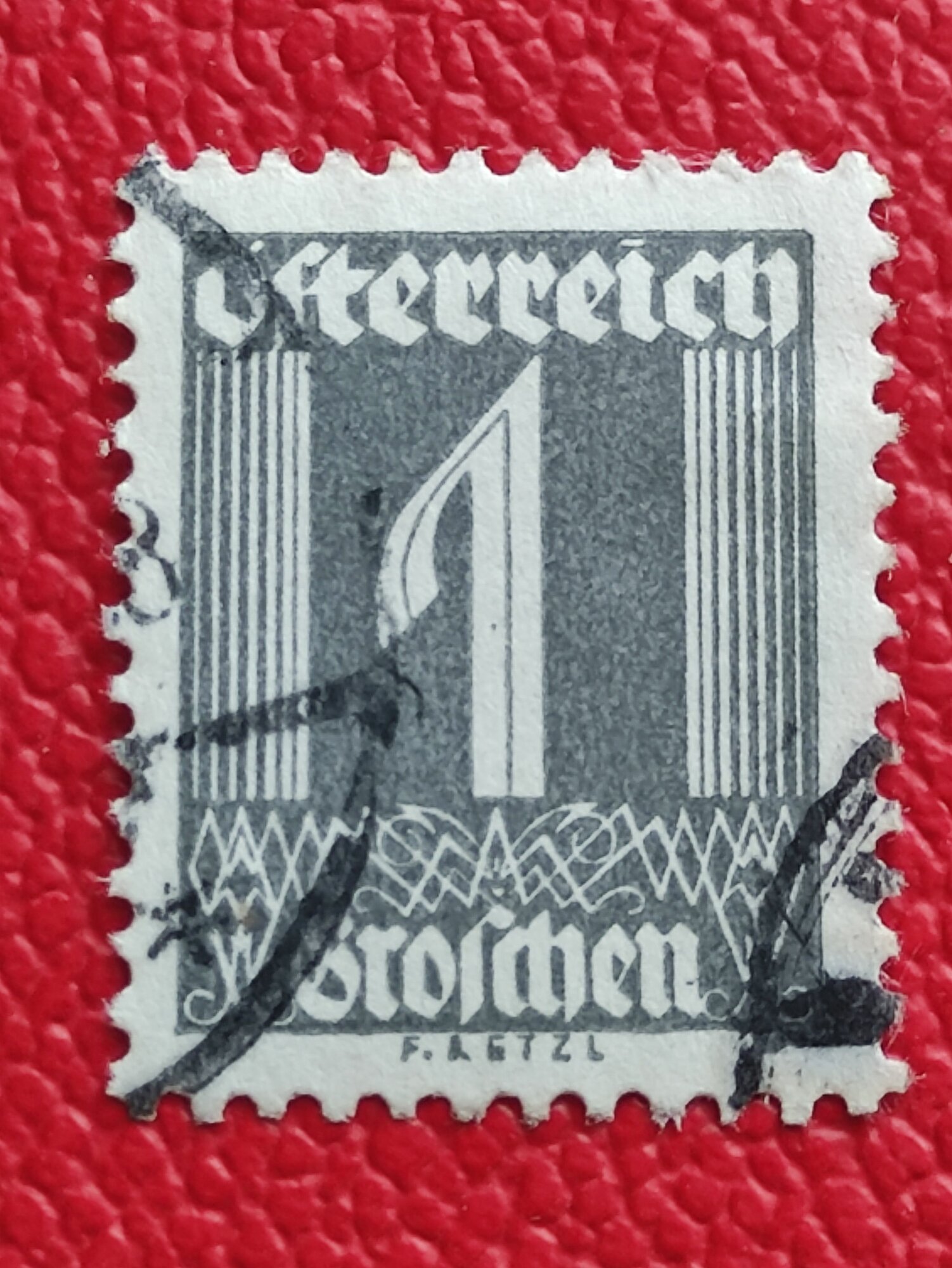 Марки Австрия 1925. "Стандарт". Гашение. Редкость - см фото.