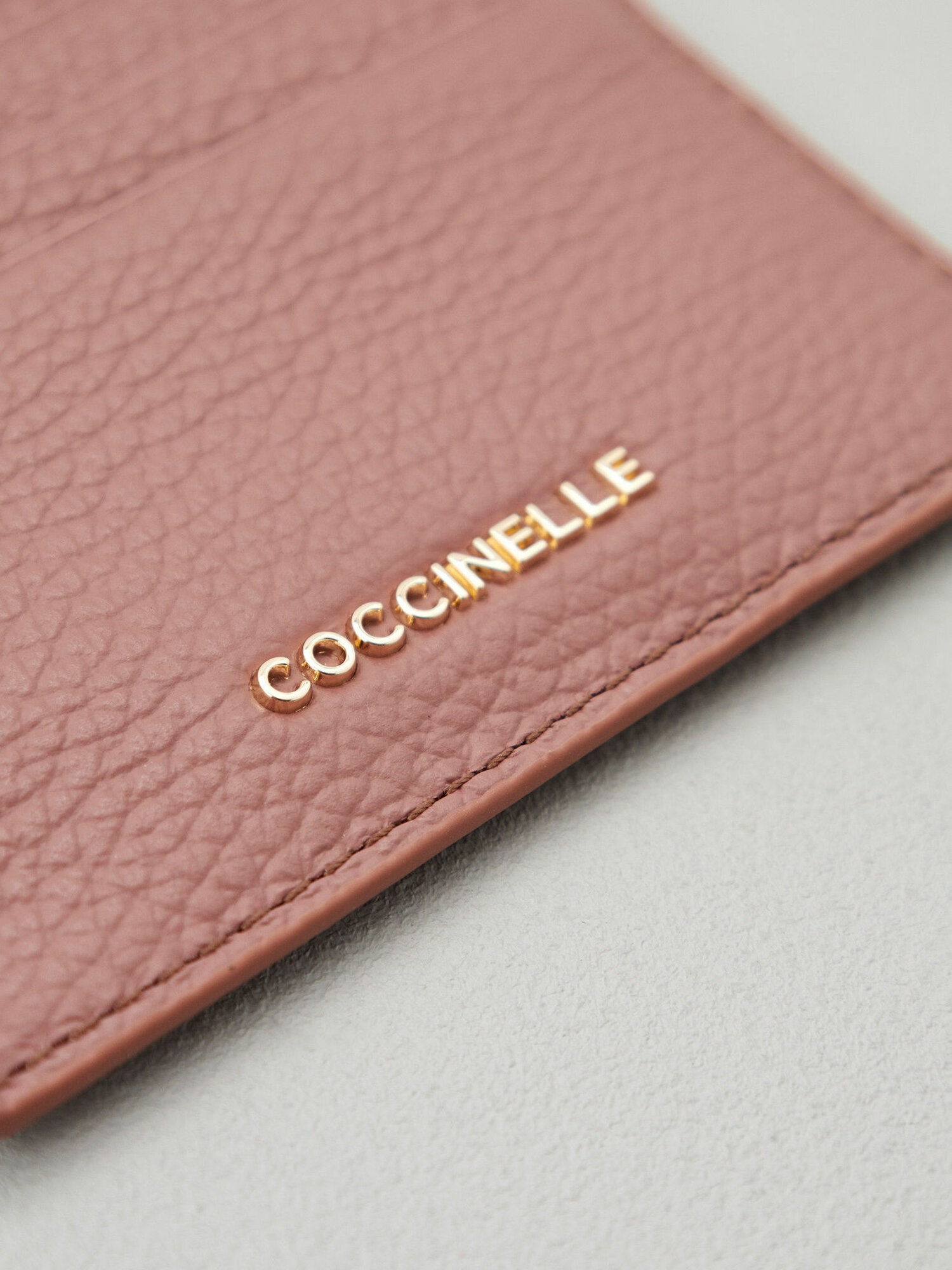 Визитница COCCINELLE, розовый — фото 1