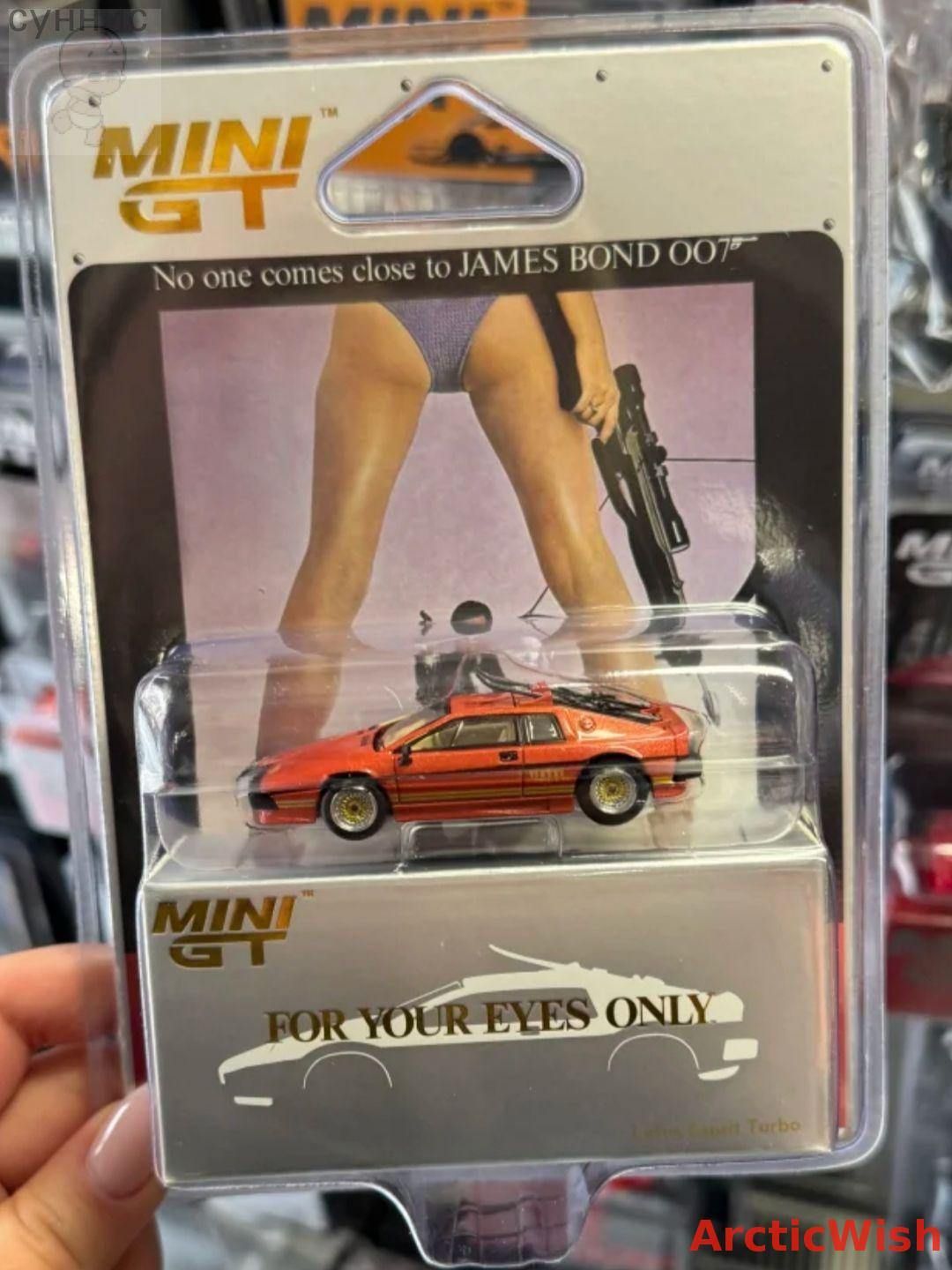 Машинка MINI GT 1:64 #912 Lotus Esprit Turbo Copper Fire Metallic "For Your Eyes Only" 007 Movie Car