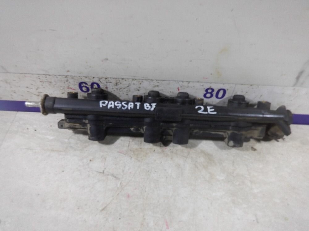 Форсунка топливная VW Passat B3