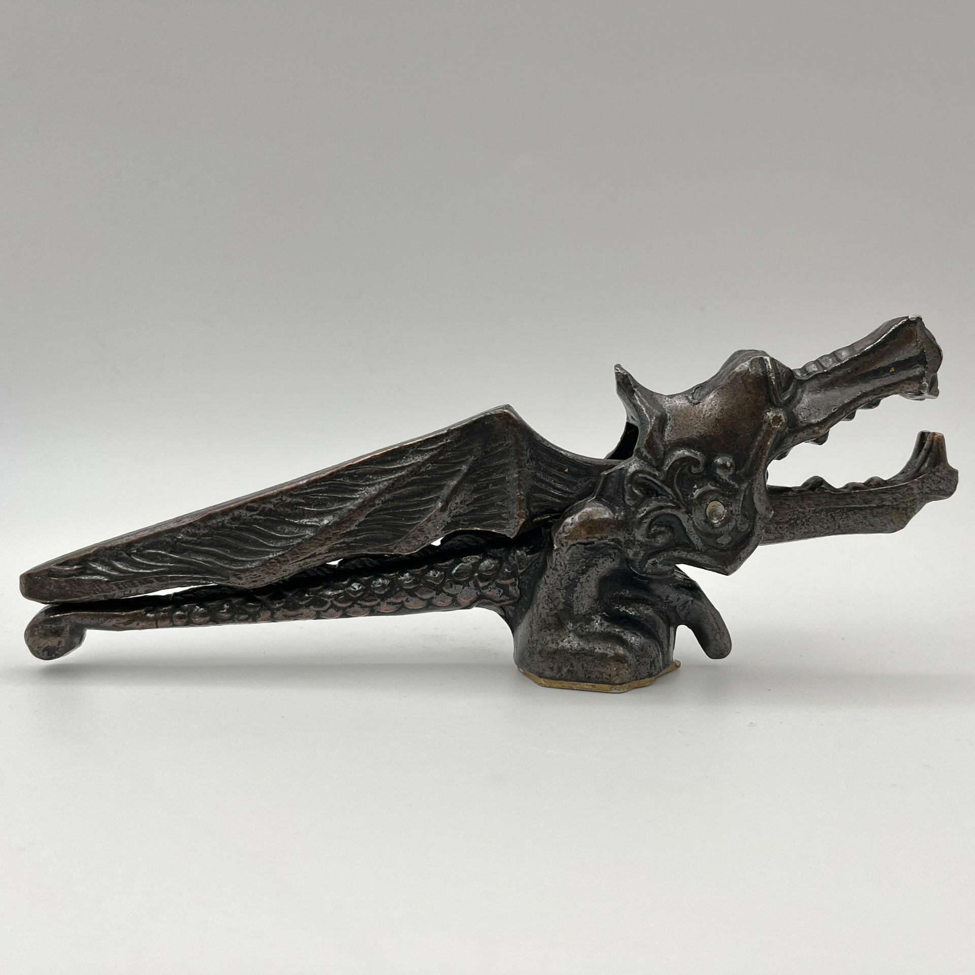 Орехокол "Дракон", металл, СССР, 1970-1990 гг.