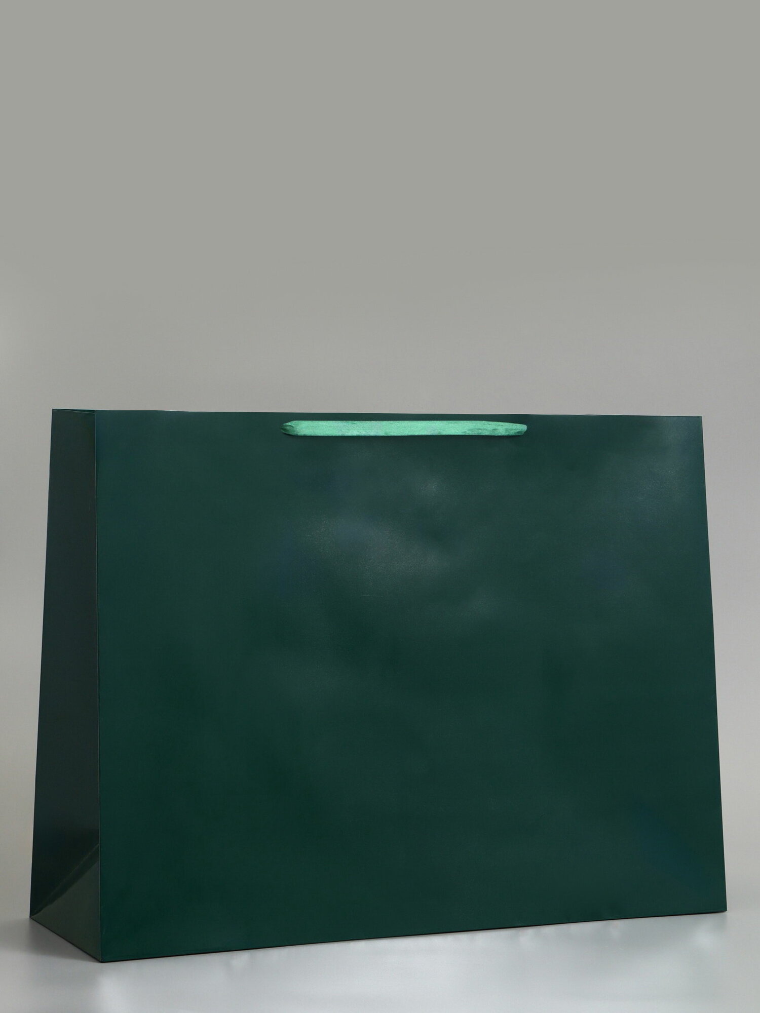 Пакет подарочный ламинированный горизонтальный "Изумрудный", XXL 61x46x20 см