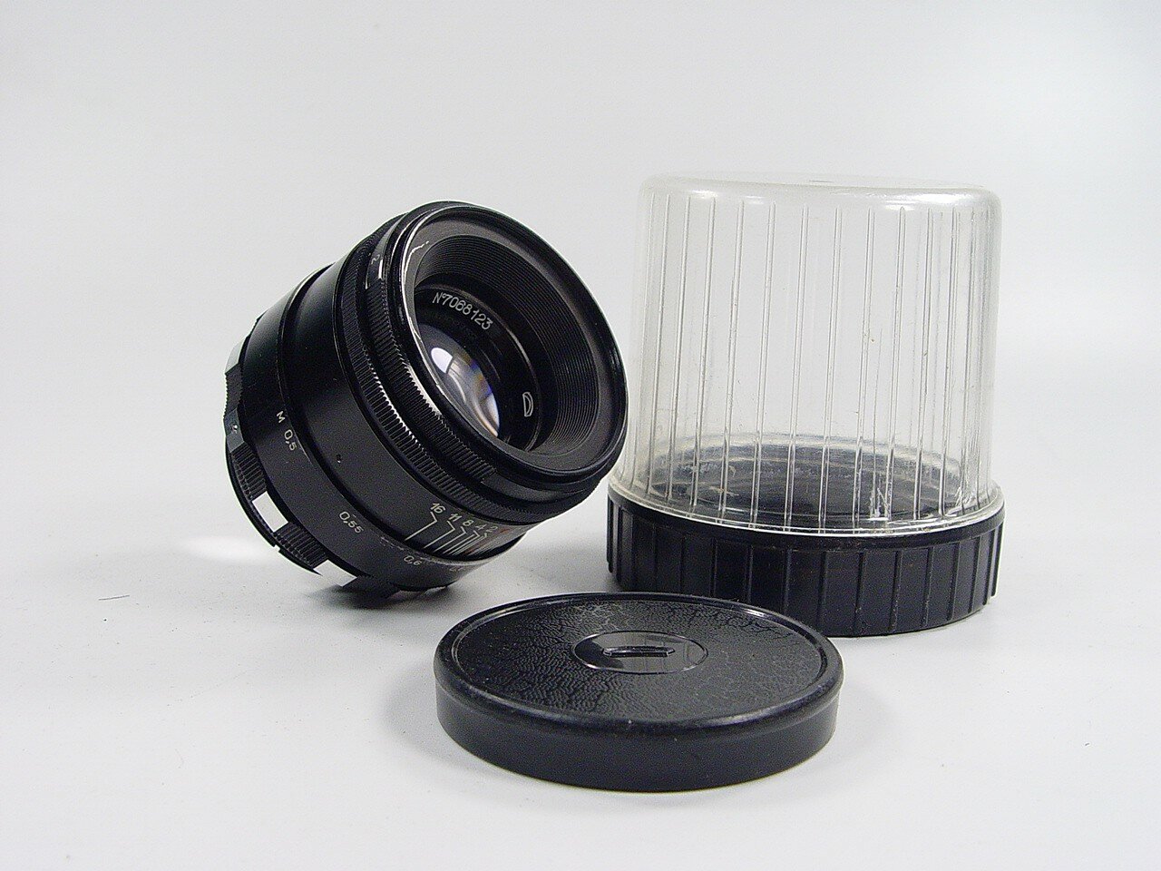 Штатный и портретный объектив 58mm f/2 Гелиос 44 ММЗ, тип окраски Зебра. Крепление М42. Лот 2