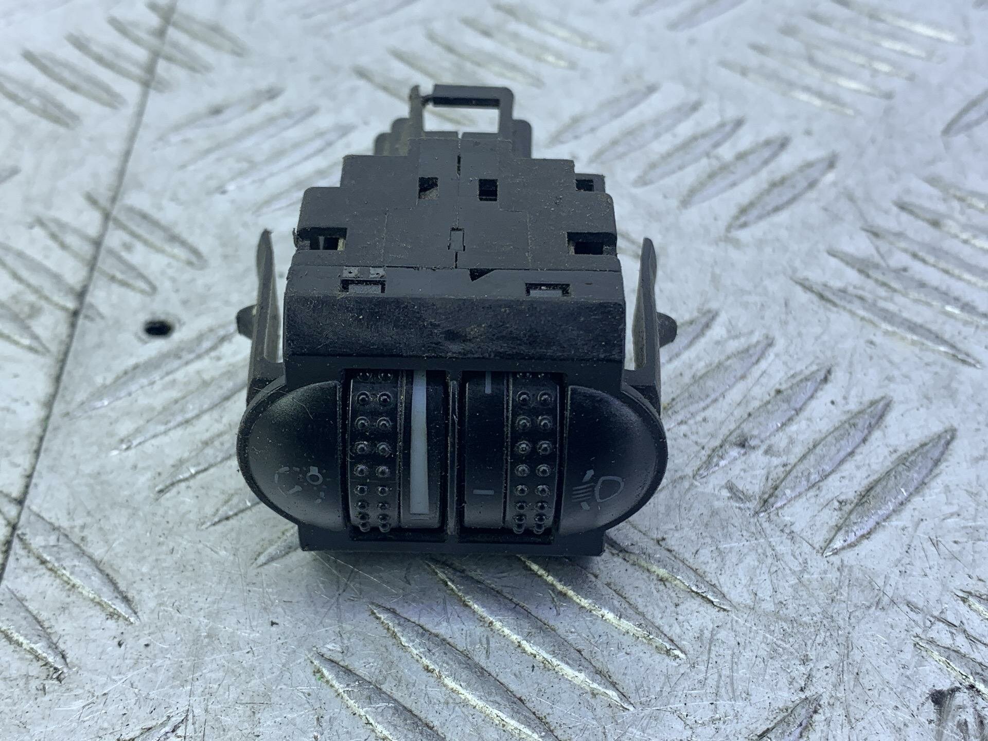Кнопка корректора фар Volkswagen Passat B5 (1996 - 2001) 3B0941333C