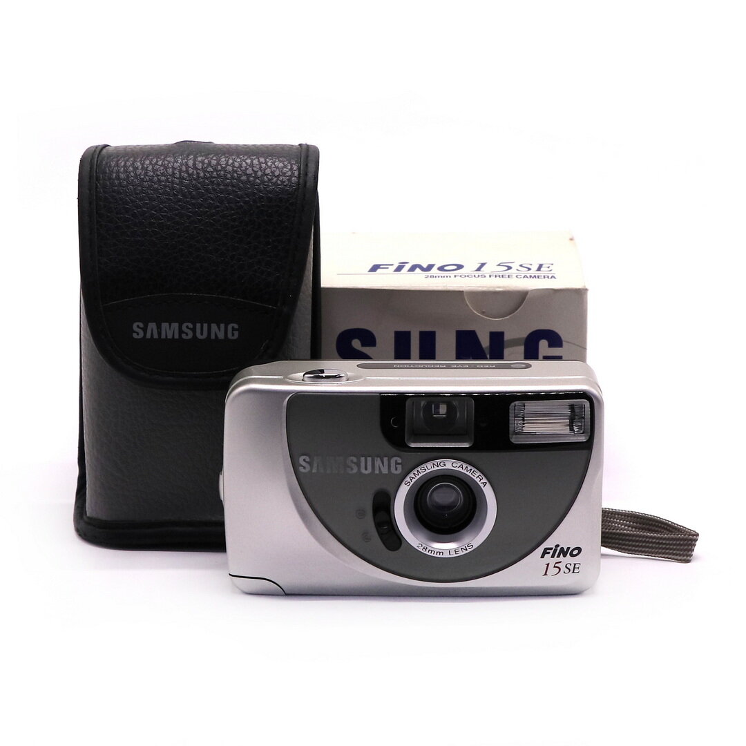 Плёночный фотоаппарат Samsung Fino 15SE в упаковке