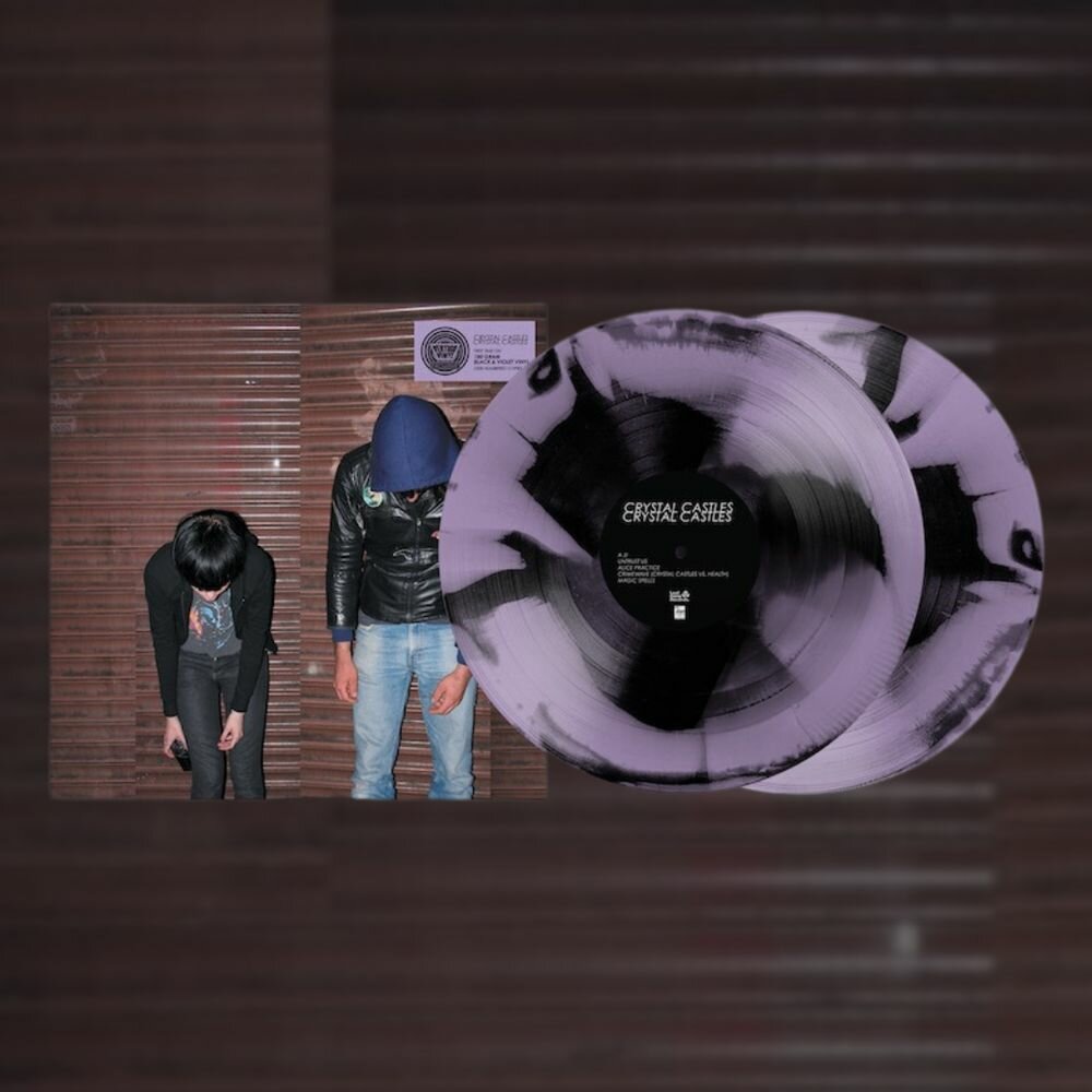 Crystal Castles (2500шт в мире Black and Purple Smash Numbered USA Limited) Цвет: Черно-Фиолетовое Слияние, Пронумерованная Виниловая Пластинка. Товар уцененный