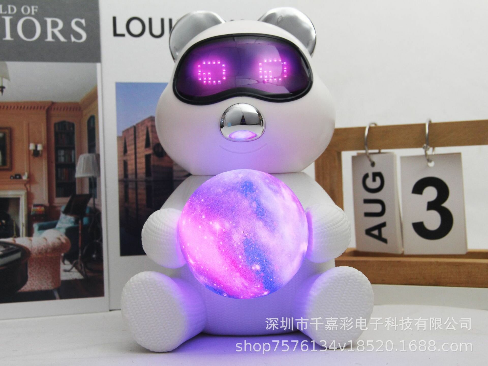 Мини беспроводная колонка с RGB-ночным светом, портативная колонка для подарков в тему космонавта, белый