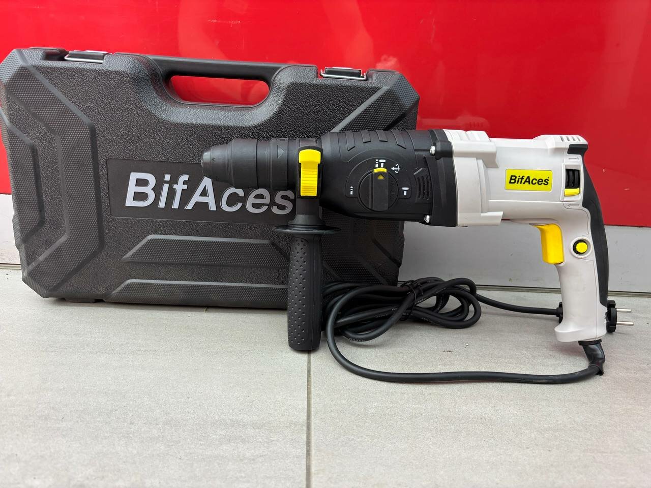 Перфоратор BifAces ARH-850-26D, 850Вт, 3Дж