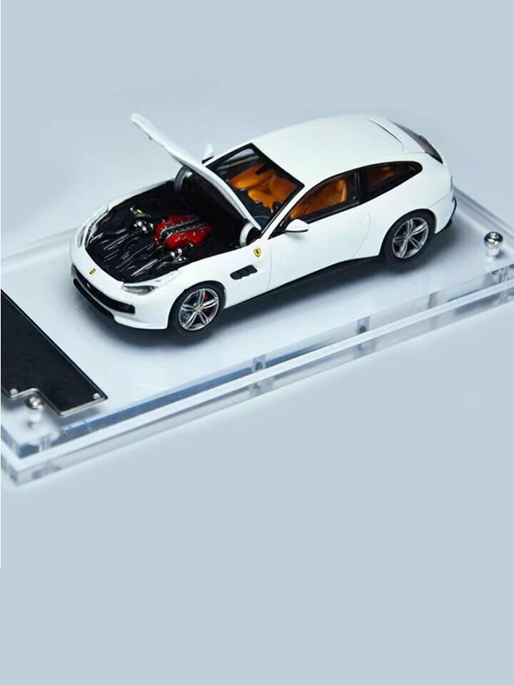 Коллекционная модель легкосплавного автомобиля/1:64/GTC4 Lusso Ferrari