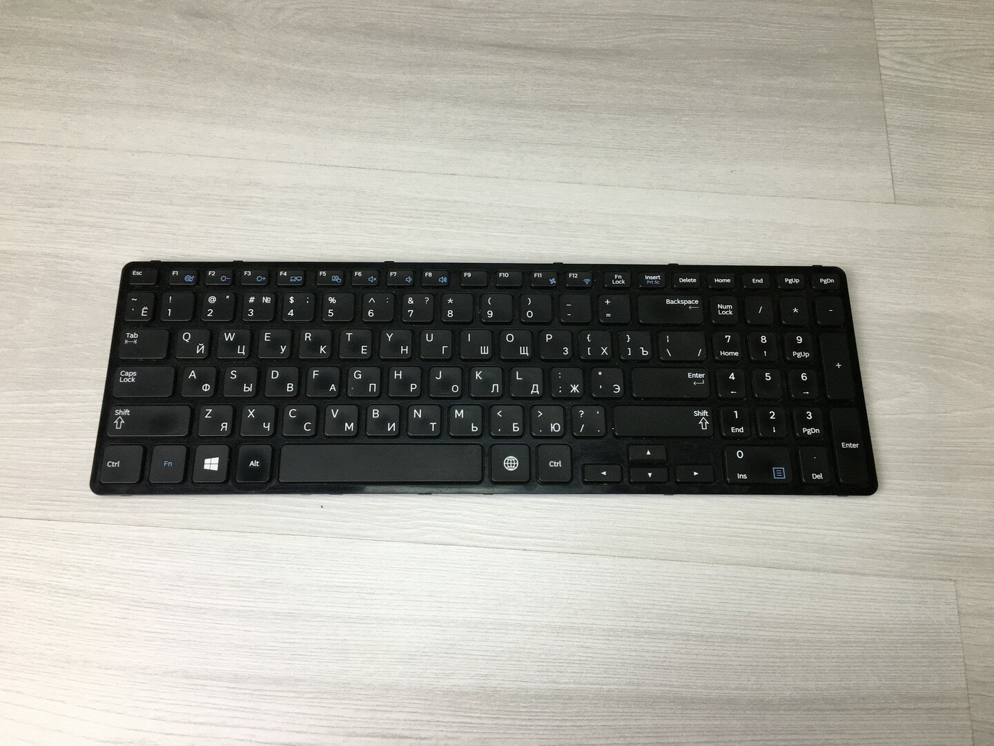 Клавиатура для ноутбука Samsung NP355E5C