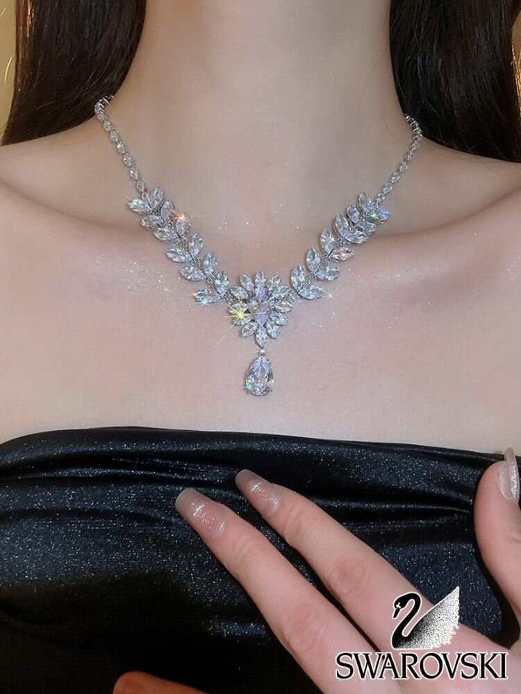 Ожерелье Swarovski зеленый Ожерелье