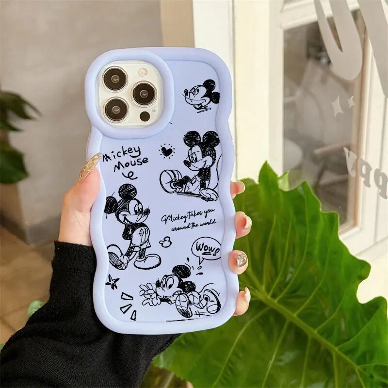 Чехол iPhone 15 Pro Микки Маус, MKLLAV 01