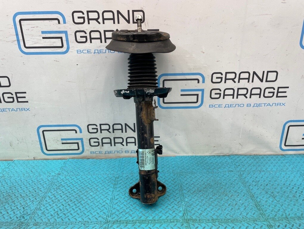 Амортизатор Mercedes-Benz C-Class W203 OEM A2033205330