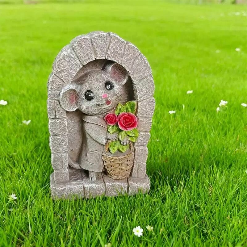 Фигурка садовая