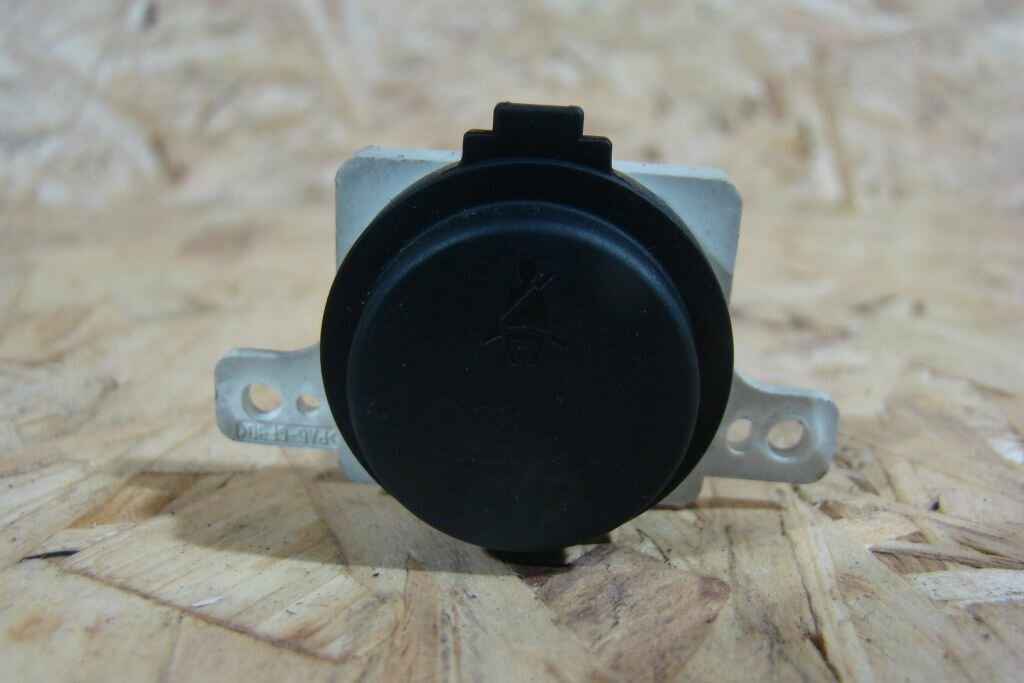 Индикатор Nissan Note (E11) 2006-2013 250209U00A (с пробегом)