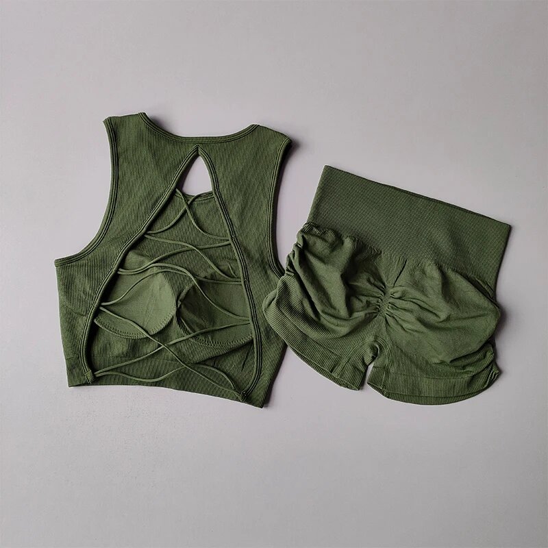 Костюм спортивный