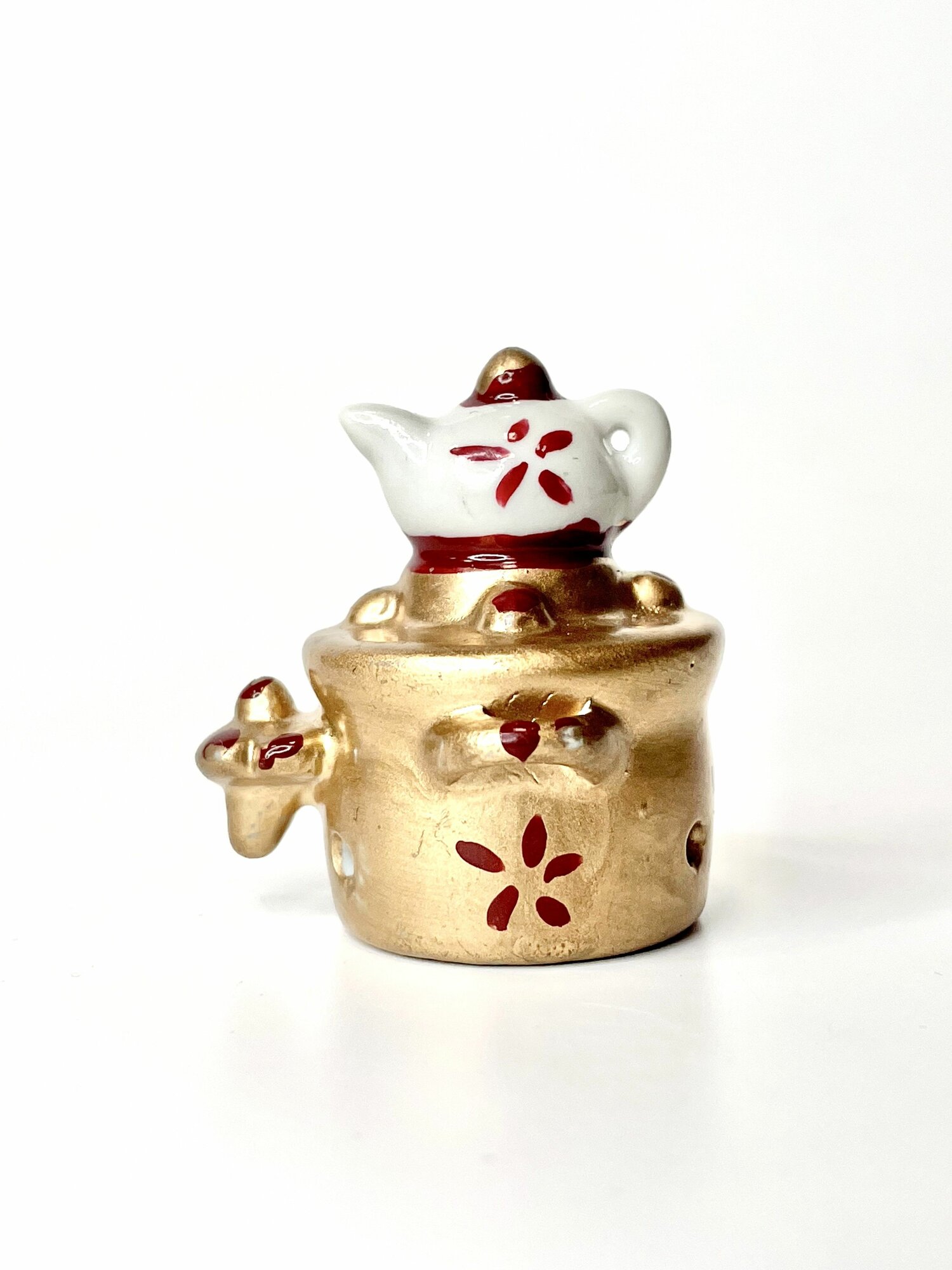 Фигурка сувенирная фарфоровая декоративная ручной работы "Русский Самовар" 4,5 см