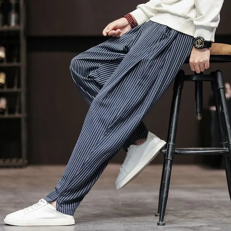 Брюки спортивные