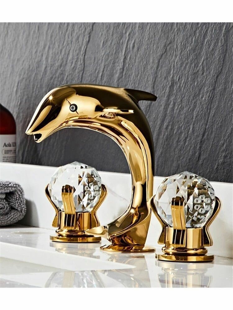 Смеситель для раковины на 3 отверстия, европейский стиль, в форме дельфина, двойная ручка из хрусталя, латунь, горячая и холодная вода, кран для раковины в ванной комнате