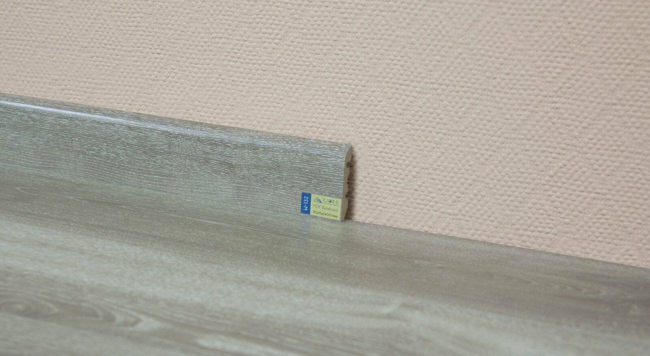 Плинтус МДФ Fjord Дуб капучино W-132, 1 шт.