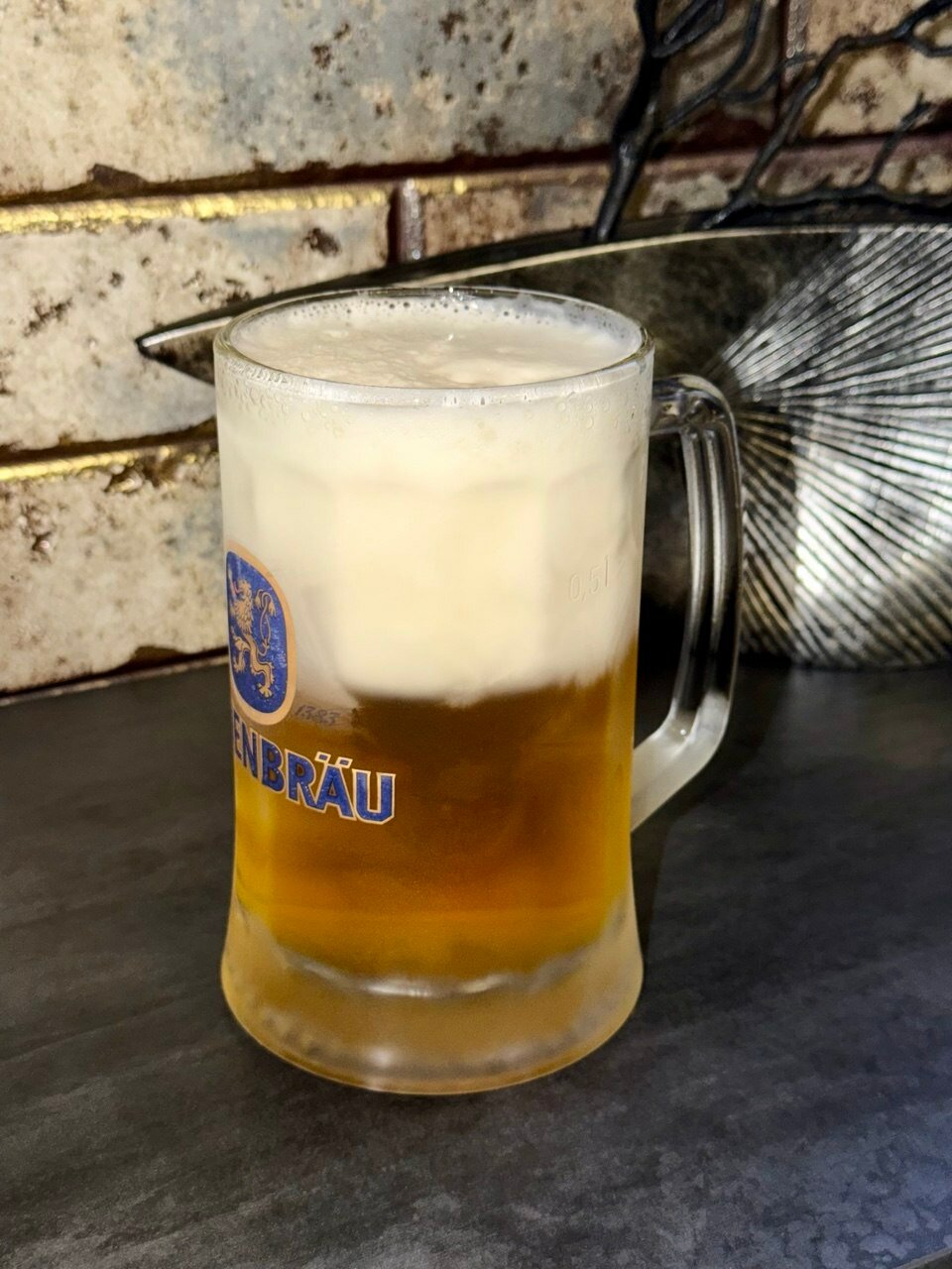 Пивная кружка LOWENBRAU 0.5