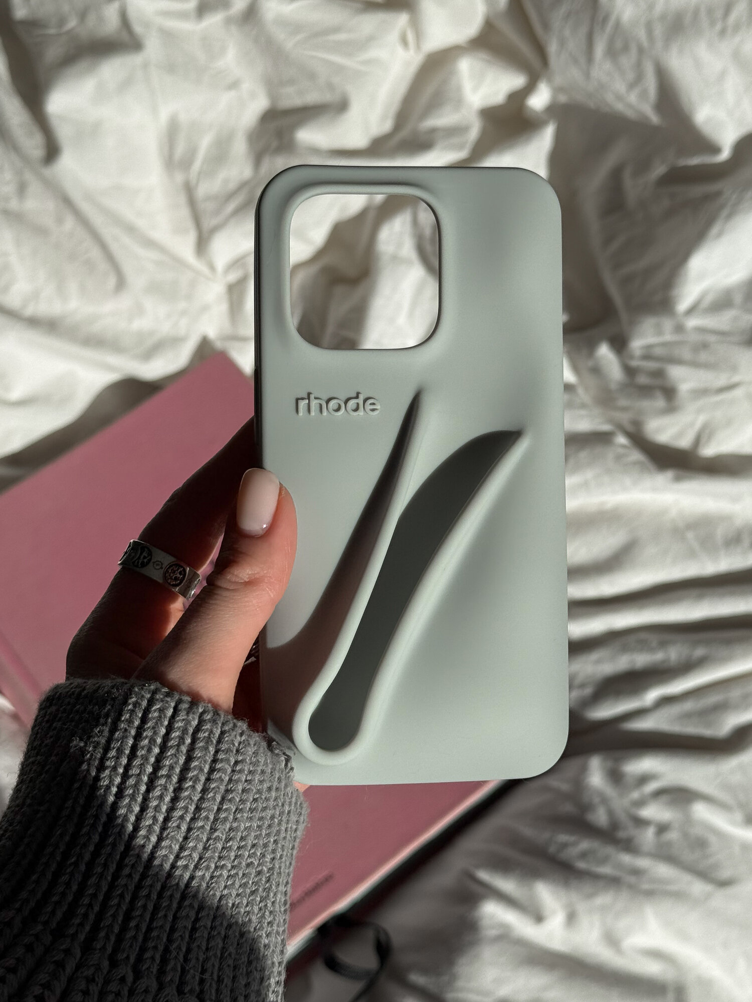 Чехол Rhode Lip Case, для iPhone 16 Pro Max, силиконовый, защита камеры