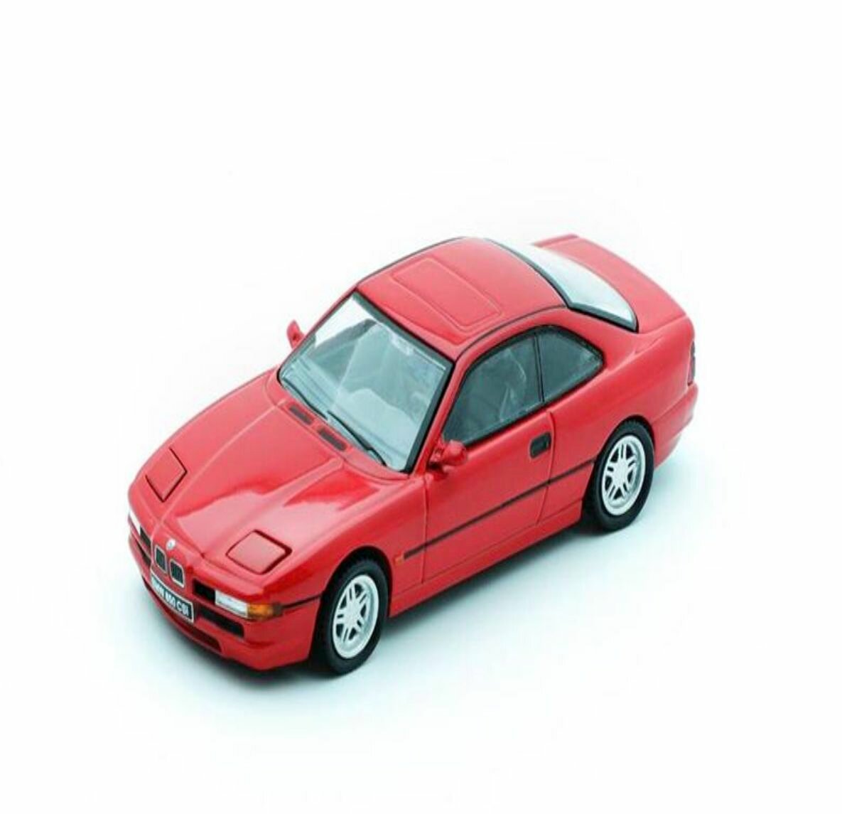 Коллекционная машинка Shadow 1:64 BMW 850Csi Red LHD