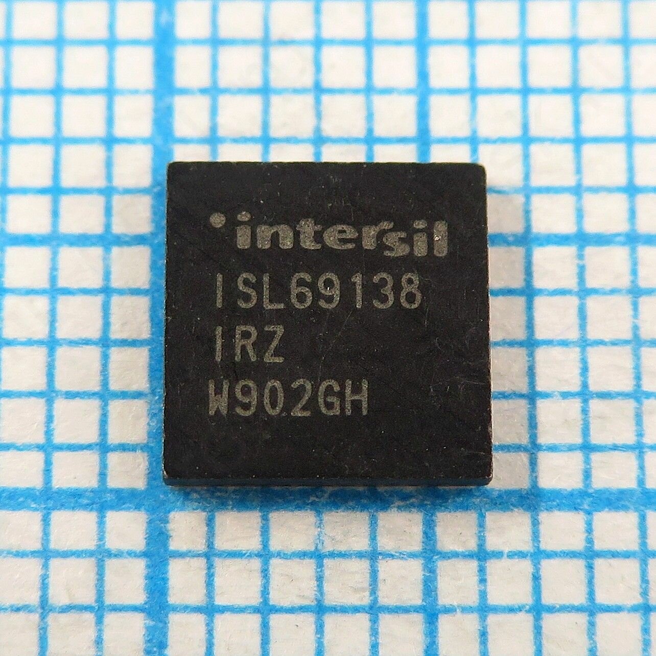 ISL69138IRZ ISL69138 - ШИМ контроллер