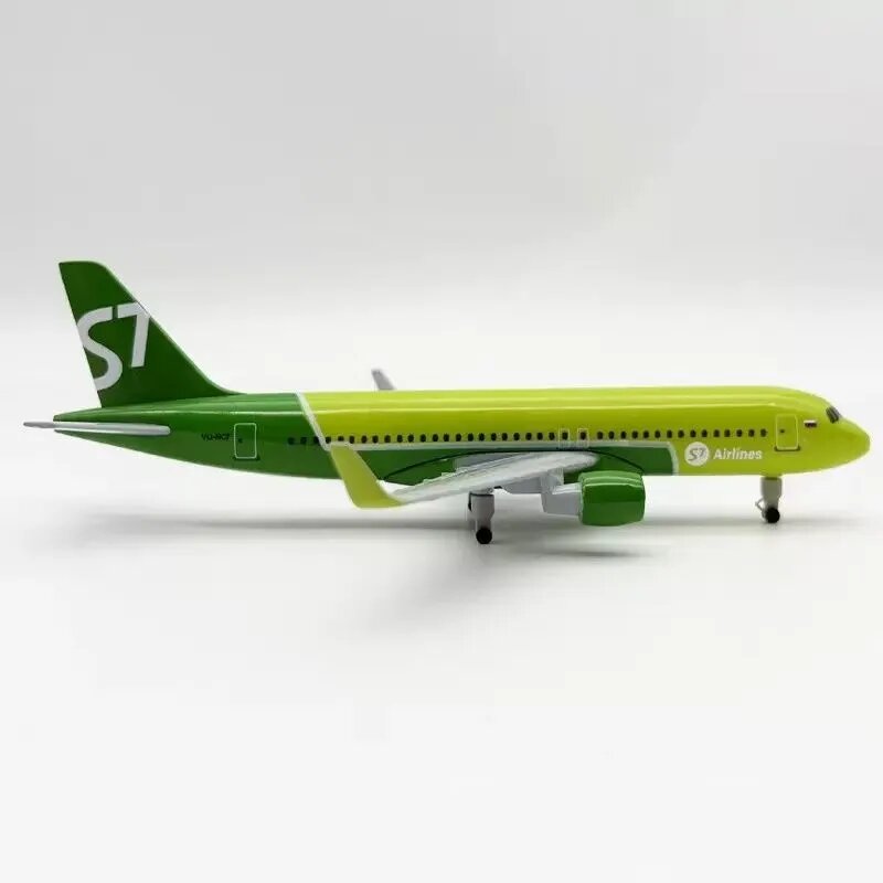 Готовая модель самолета Airbus A321neo S7 Airlines