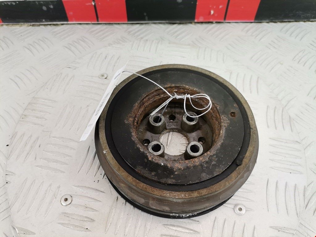 Шкив коленвала / 1503849 038105243 038105243 для Volkswagen Bora(Jetta) (с пробегом)