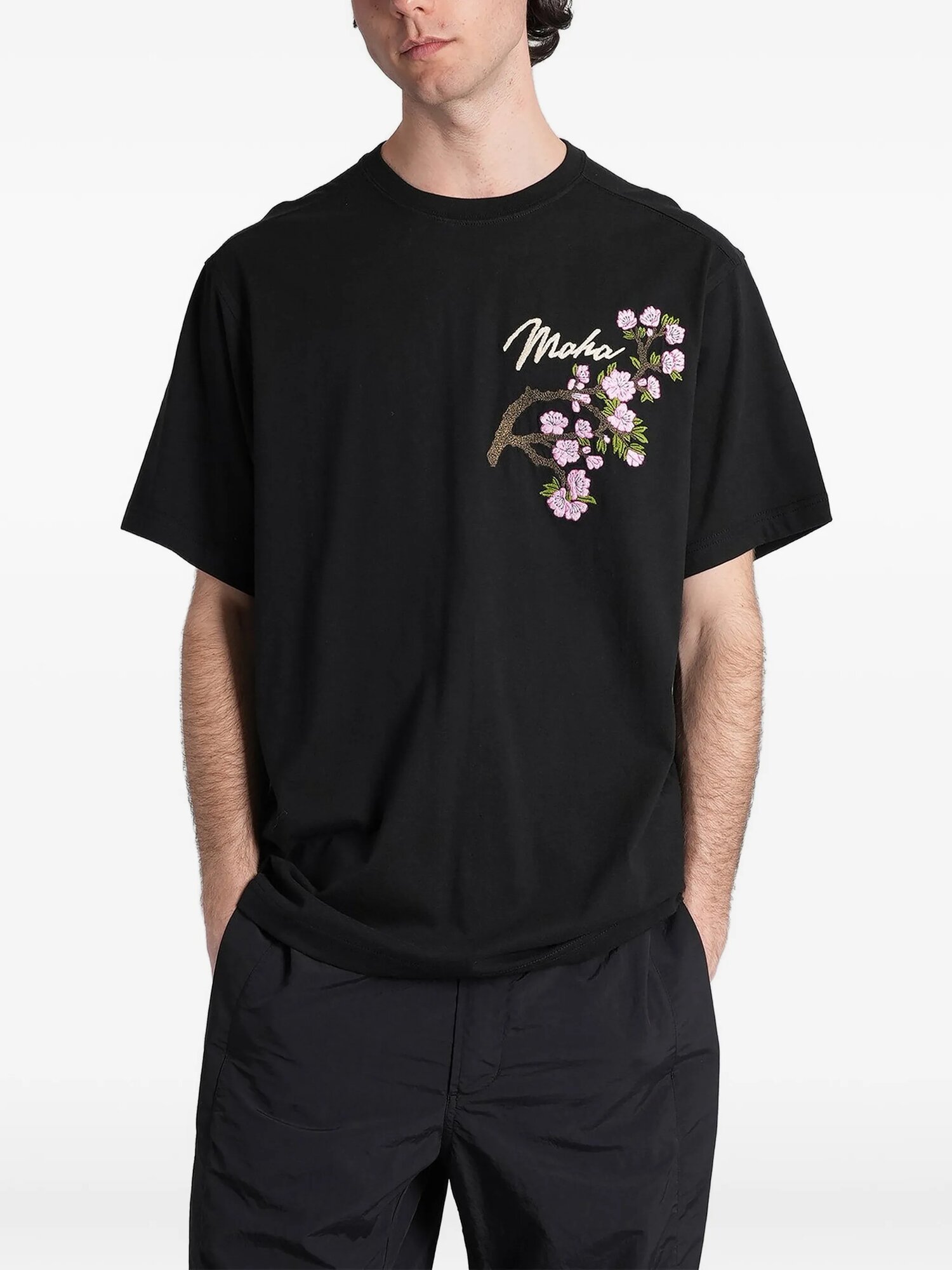 Футболка Floral-embroidered t-shirt