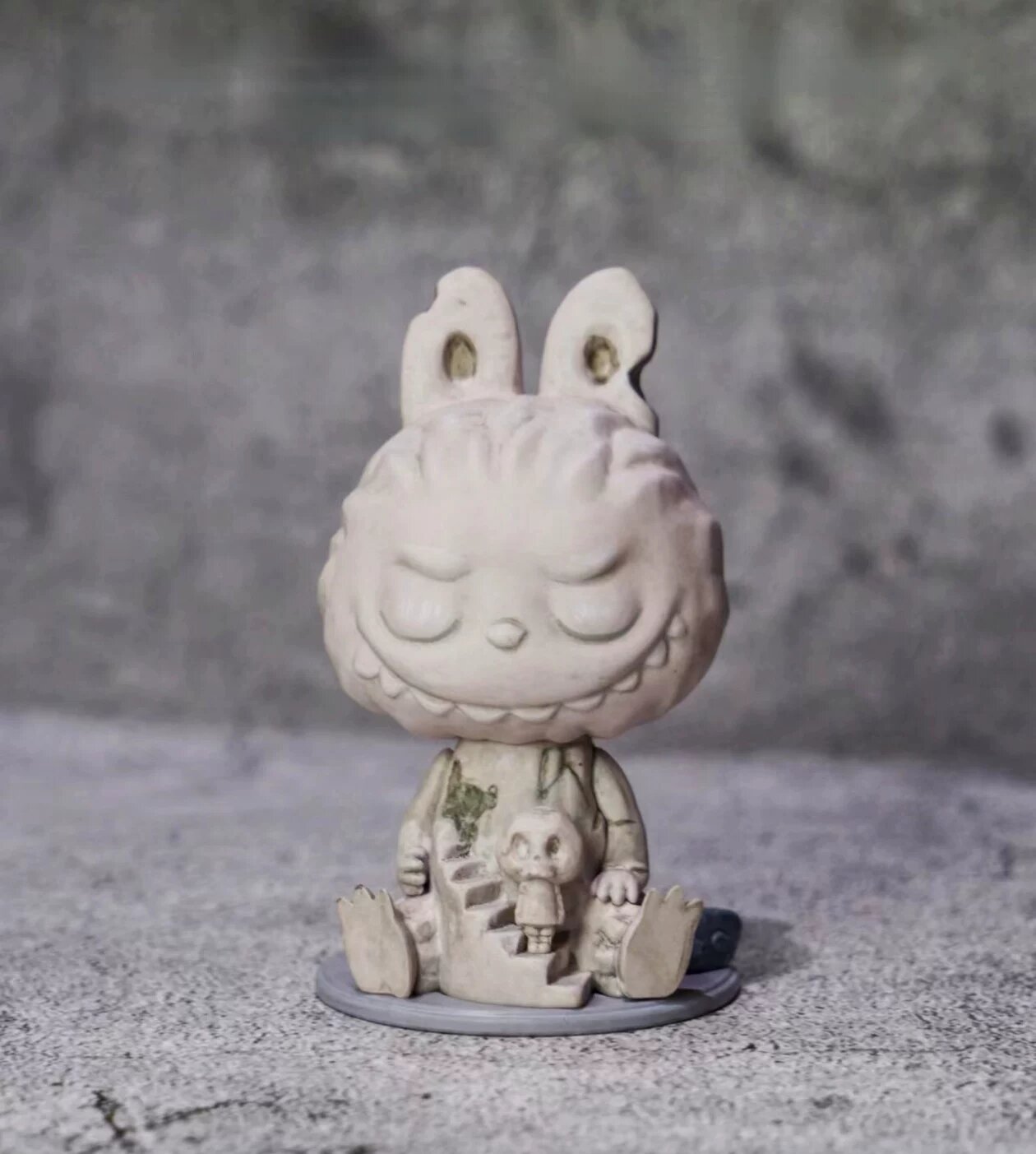 Оригинальная серия LABUBU Invisible Me: Новинка! Подтвержденная коллекционная фигурка Labubu в слепой коробке,