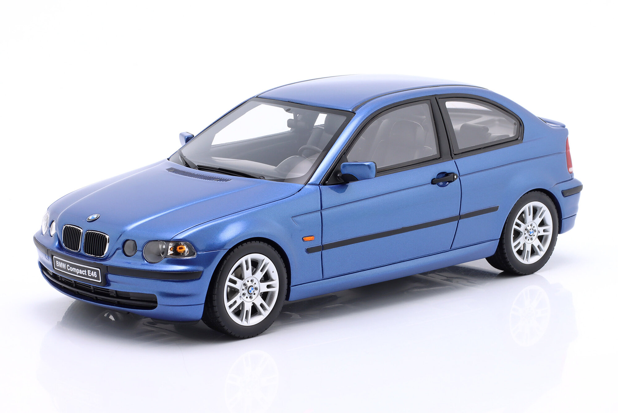 Модель коллекционная Otto Bmw 318 ti E46 compact 2002 blue metallic