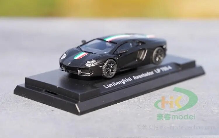 Модель спортивного автомобиля Kyosho Lamborghini 1:64