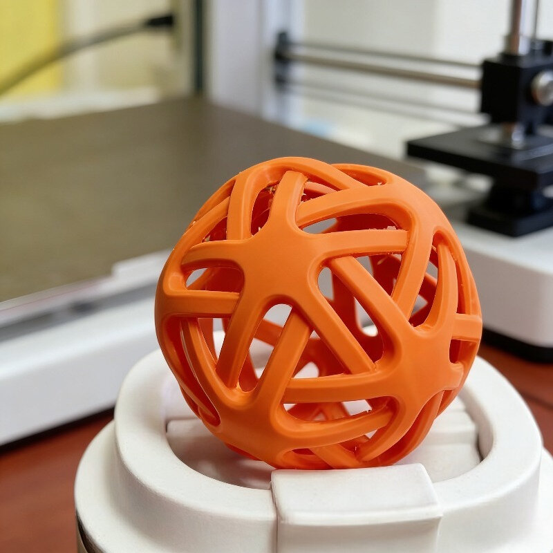 Большой полый пластиковый шар для кошек и собак, 3D-печать, интерактивная жевательная игрушка, оранжевый цвет (оттенок случаен)